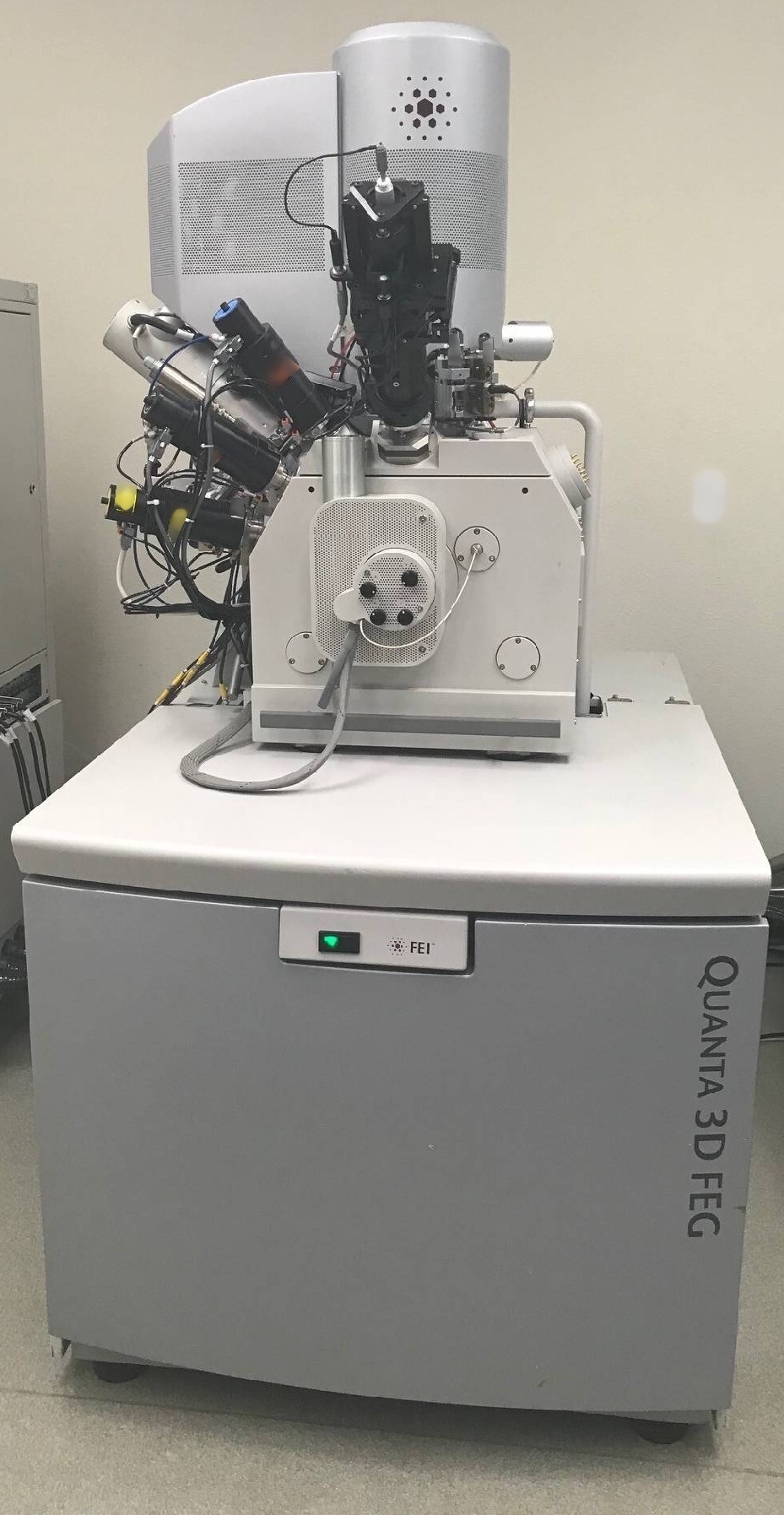 PHILIPS / FEI Strata 400S Ion Mill used for sale price #293813477 > buy ...