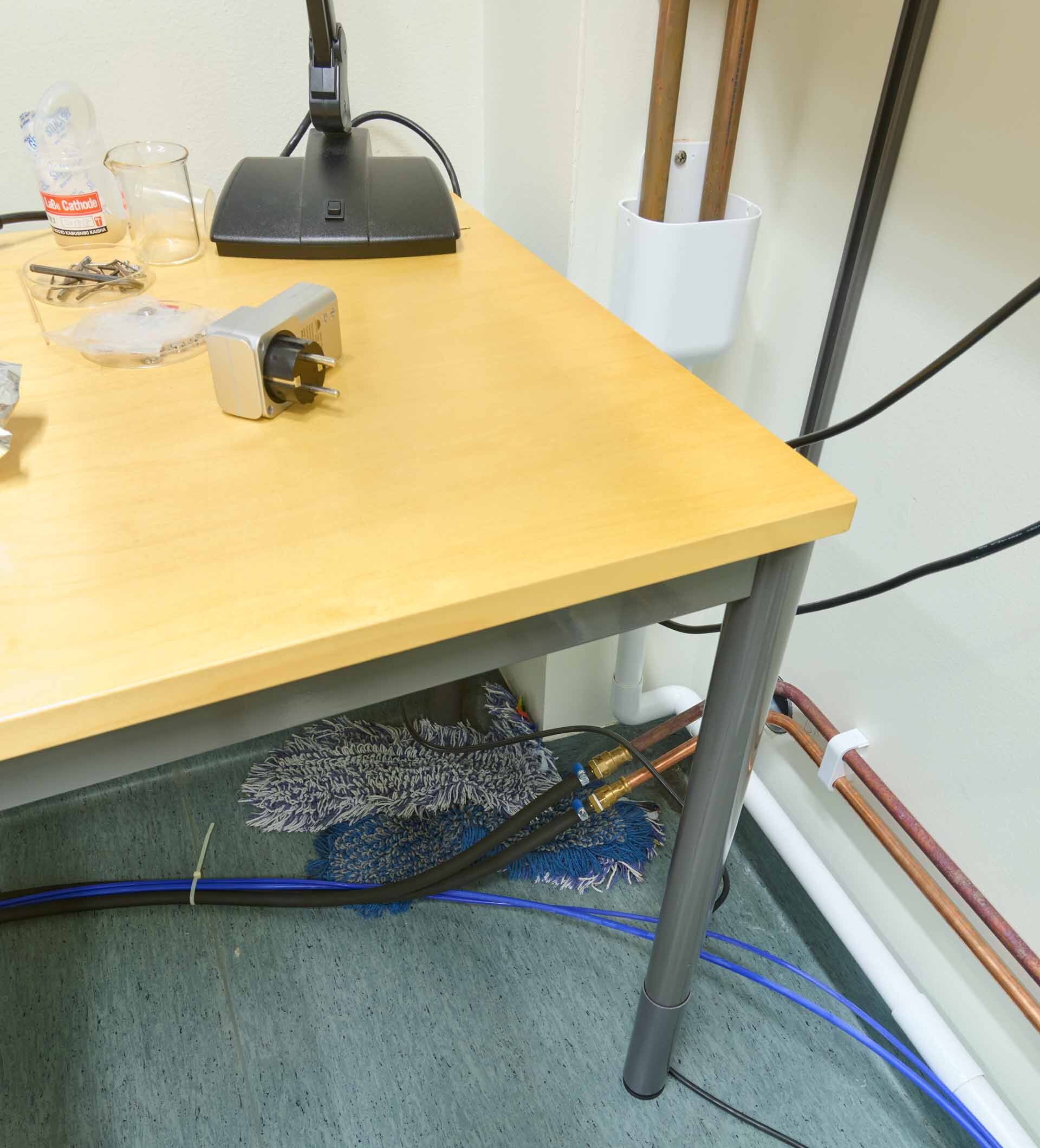 PHILIPS / FEI Tecnai G2 Spirit Bio-Twin SEM Used for sale price ...