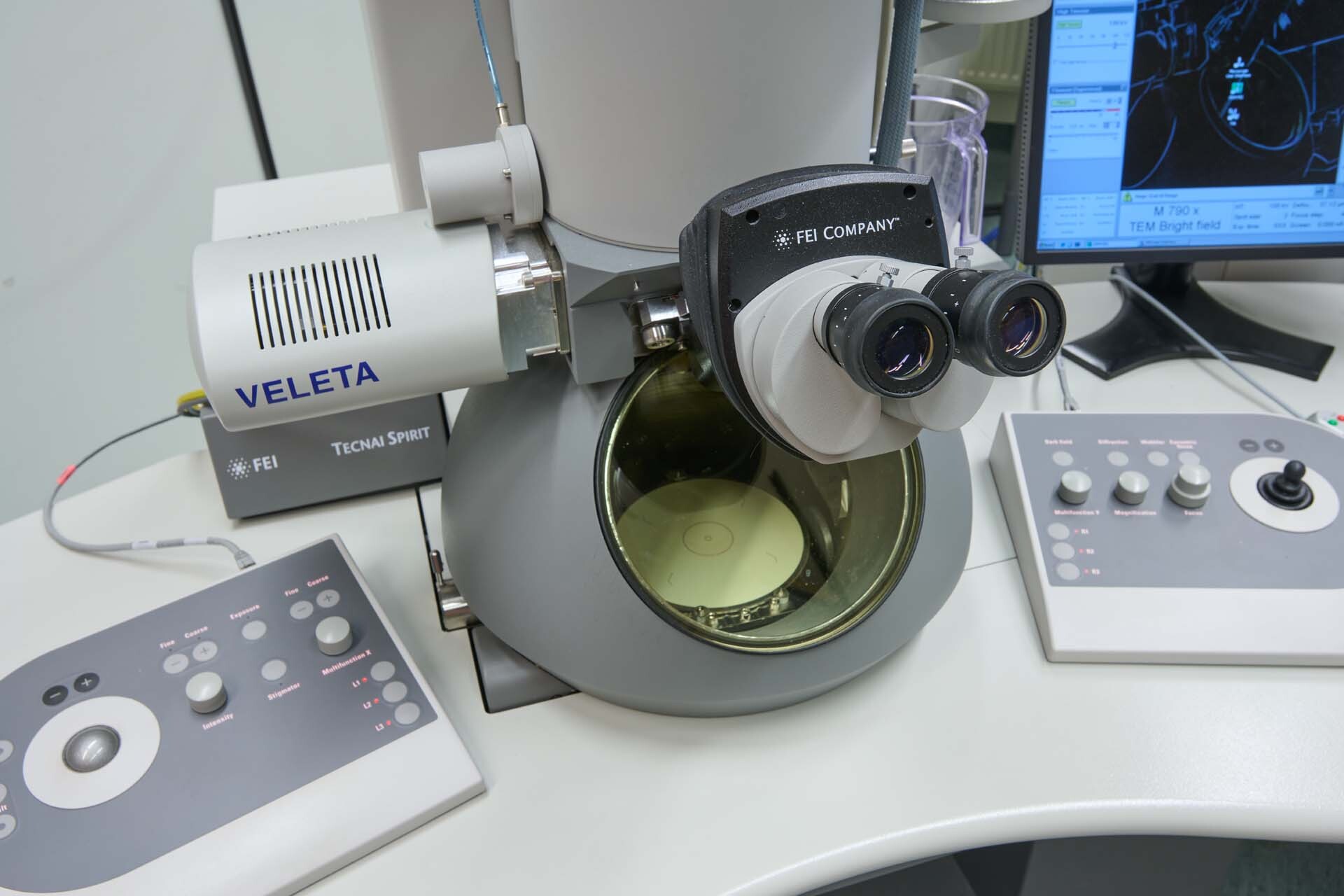 PHILIPS / FEI Tecnai G2 Spirit Bio-Twin SEM Used for sale price ...
