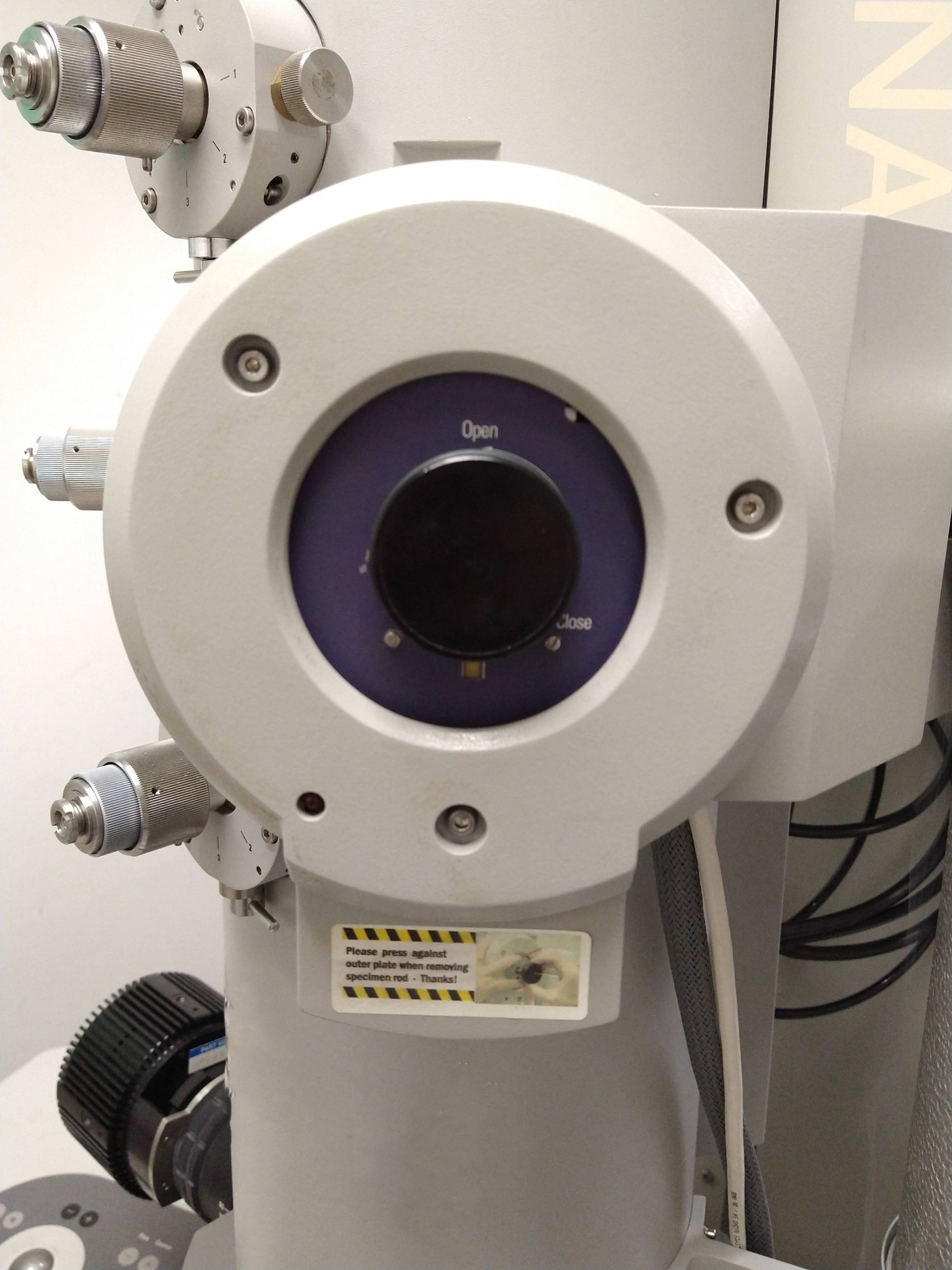 PHILIPS / FEI Tecnai T12 Spirit SEM used for sale price #9308065, 2004 ...