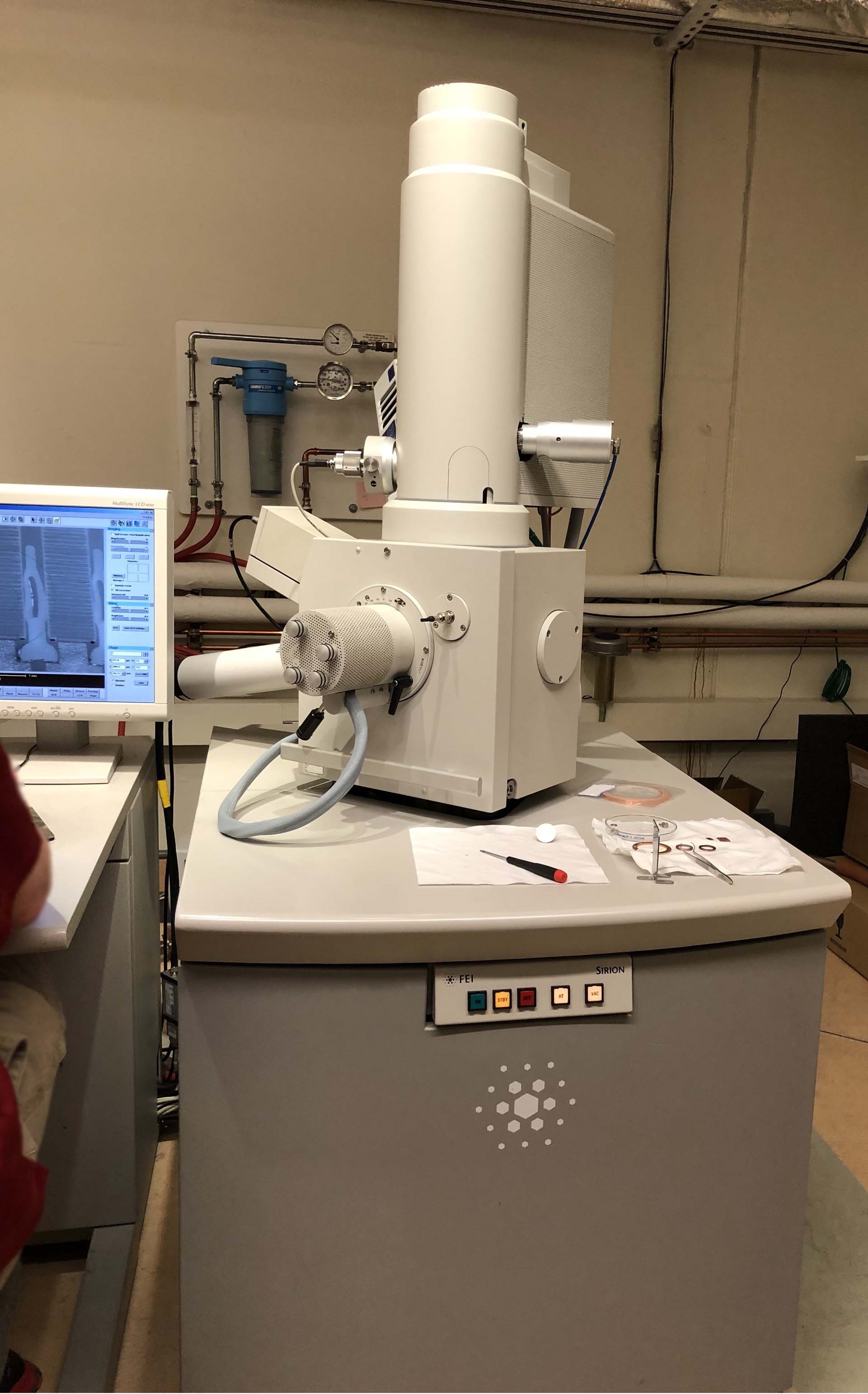 PHILIPS / FEI XL 30 Sirion SEM used for sale price #9266763, 2002 > buy ...