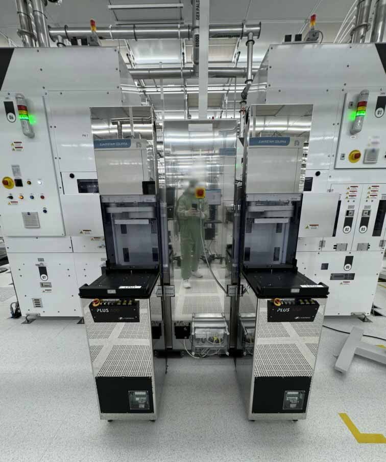 PICOSUN Atomic Layer Deposition (ALD) system Reactor used for sale ...