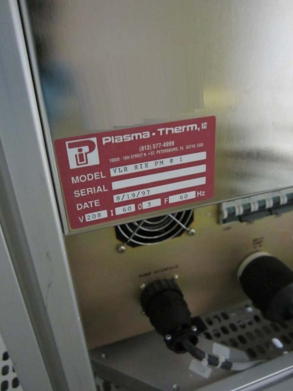 PLASMATHERM / UNAXIS Versalock 700 에처/애셔 판매 가격 #9010763, 1997에 사용됨 ...