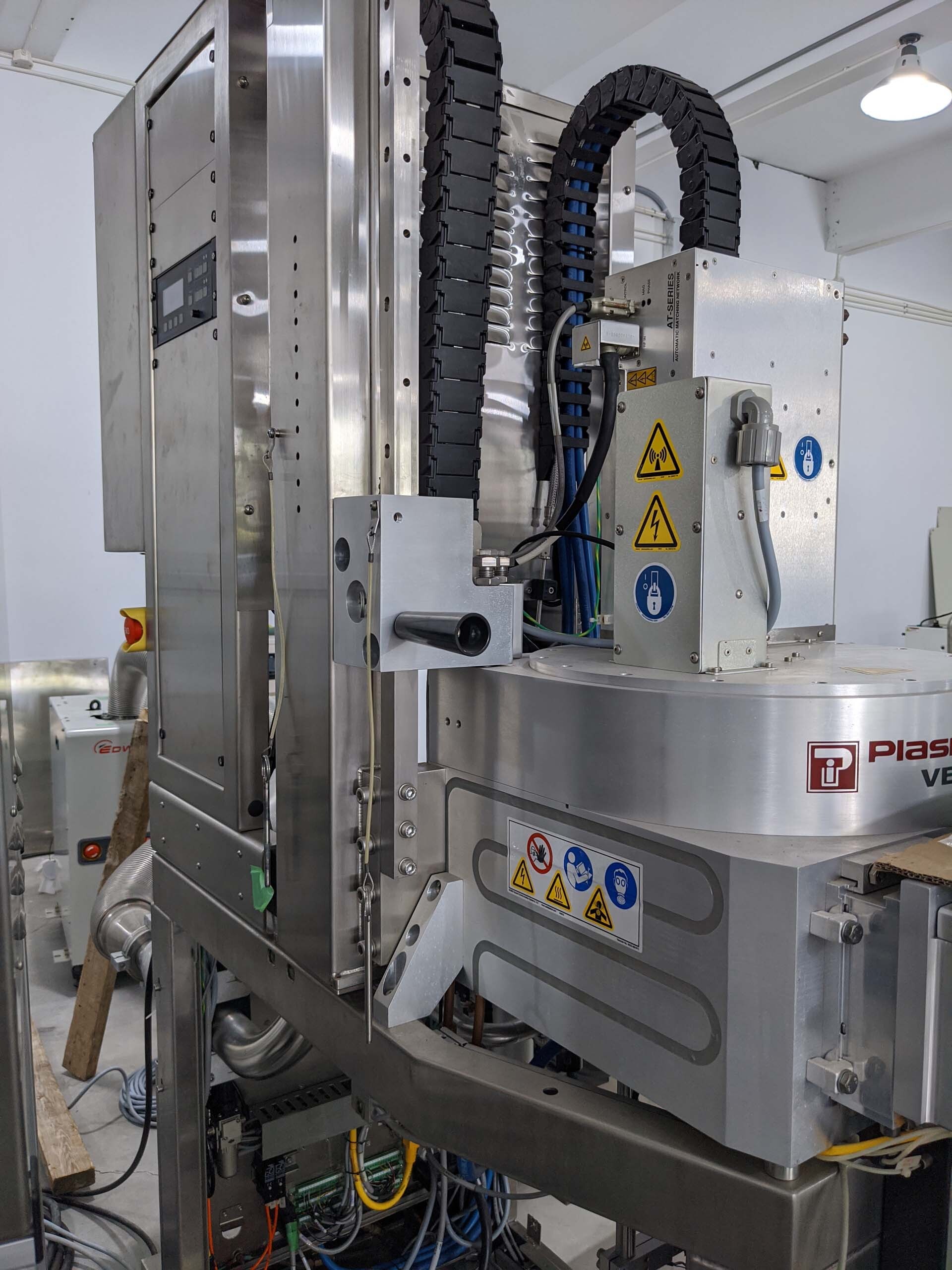 PLASMATHERM / UNAXIS Versaline 익숙한 판매용 가격 #293623726, 2011 > 사다 from CAE