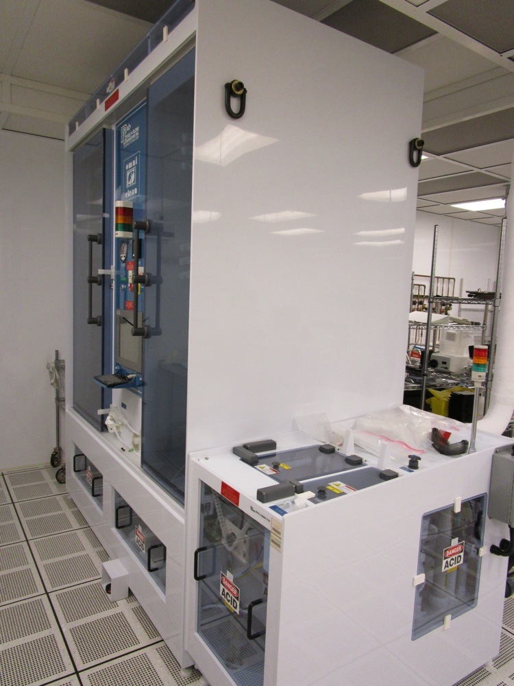 POLYFLOW OmniClean 620 Diffusion Furnace used for sale price #9084420 ...