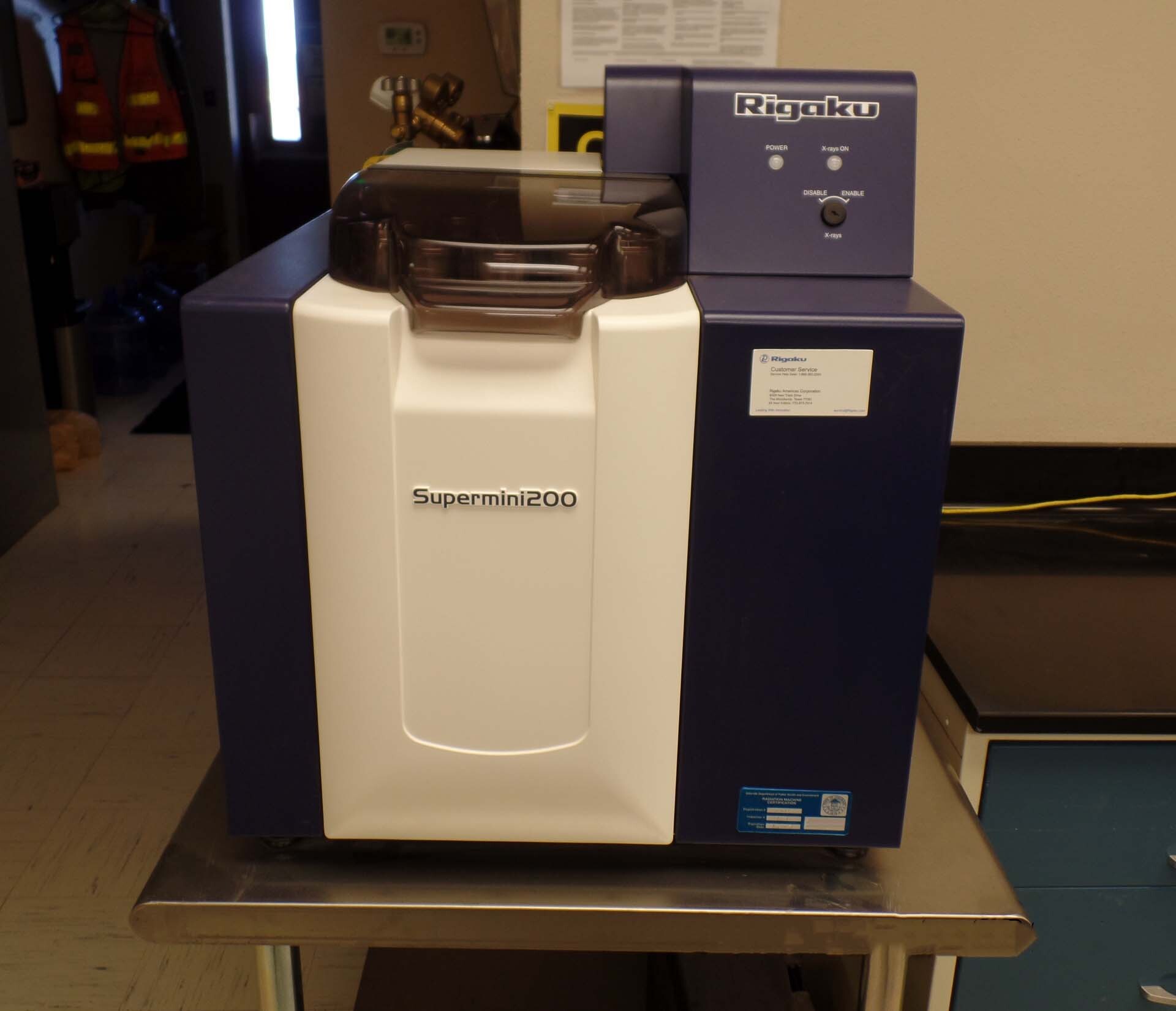 RIGAKU Supermini 200 엑스레이 장비 판매 가격 #293800650, 2018에 사용됨 > CAE에서 구매