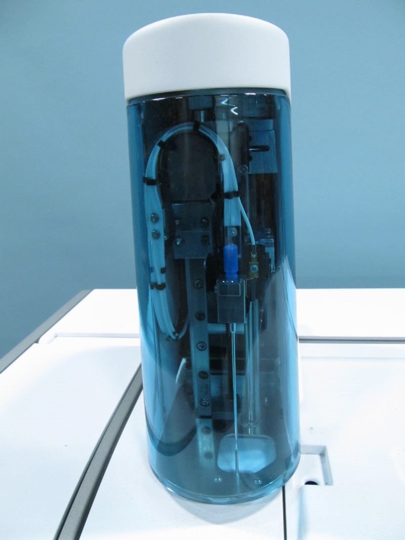 ROCHE Cedex Bio used for sale price #9133472 > buy from CAE