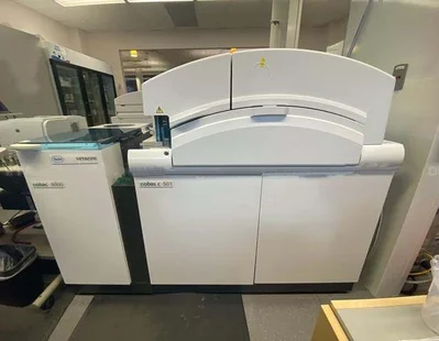 ROCHE Cobas C501 実験装置及び付属品 はセール価格 #293590737 で使用されています > CAE から購入