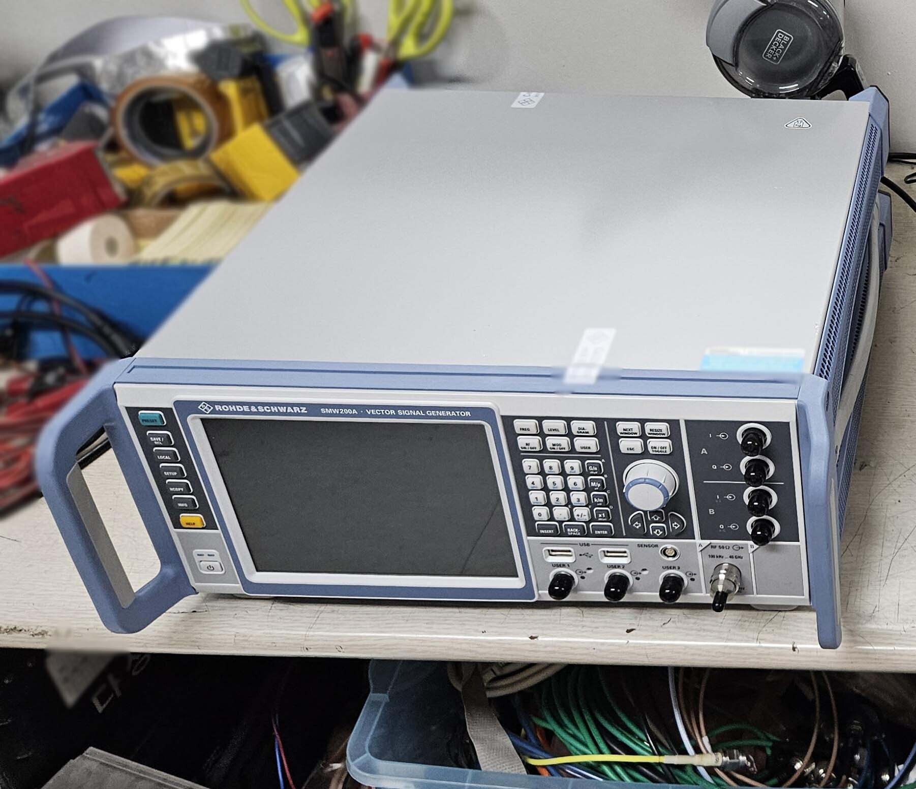 ROHDE & SCHWARZ SMW200A Electronic Test Equipment used for sale price ...
