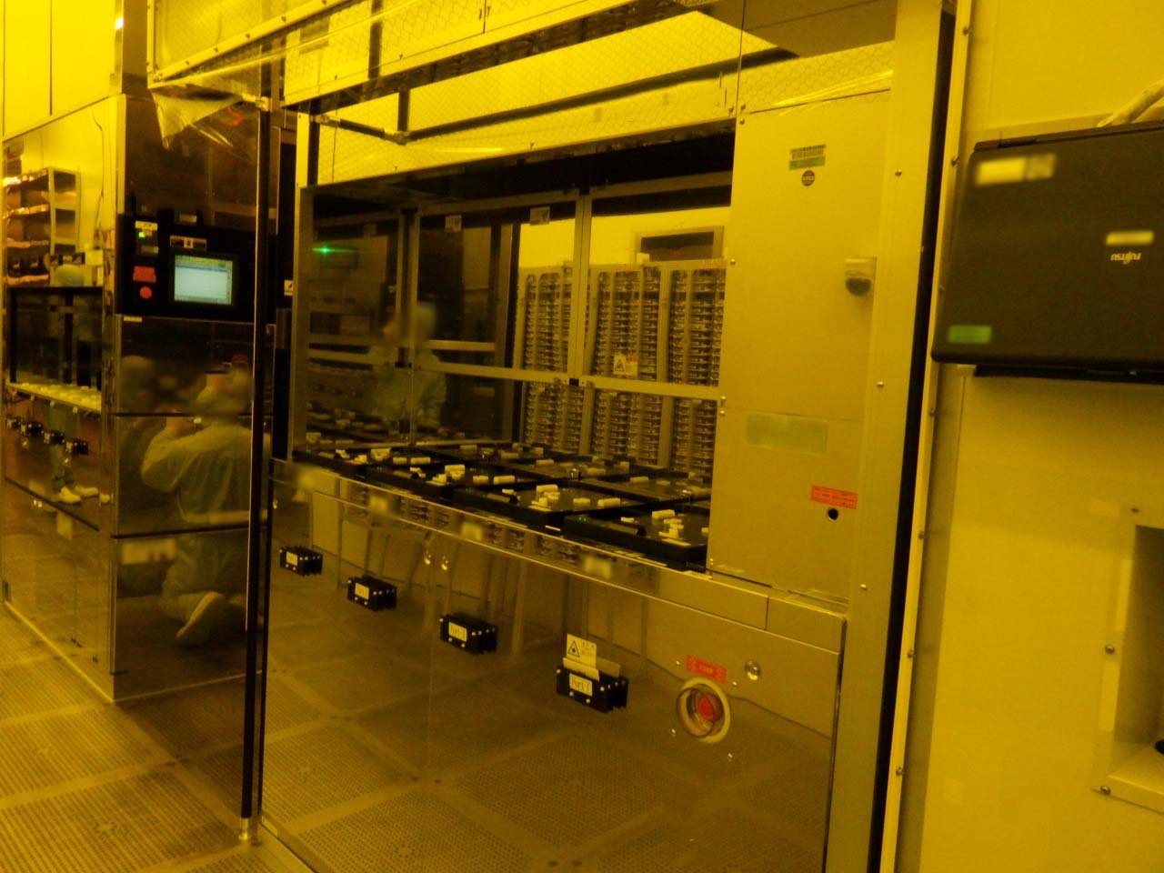 SCREEN SR-2000 ウェットステーション はセール価格 #293768437, 2005 で使用されています > CAE から購入