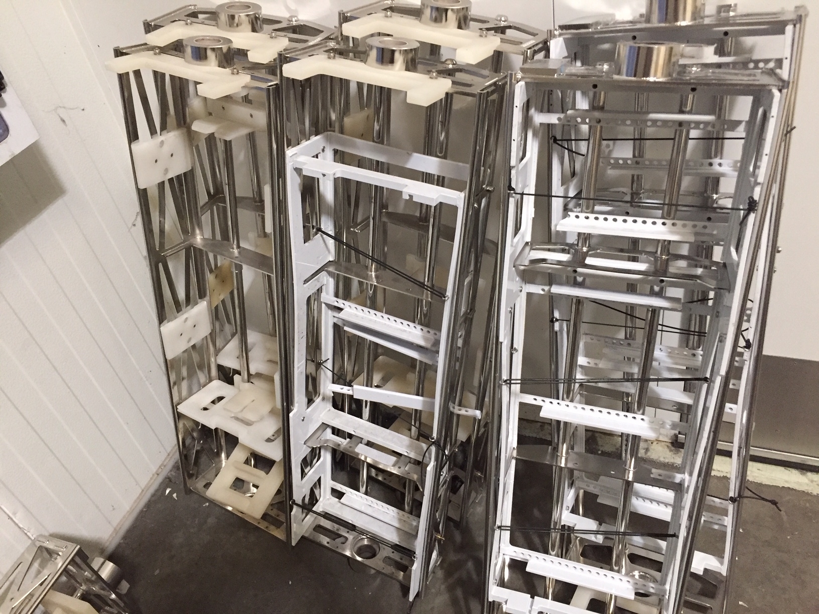 SEMITOOL Storm II used for sale price #9243901, 1998 > buy from CAE