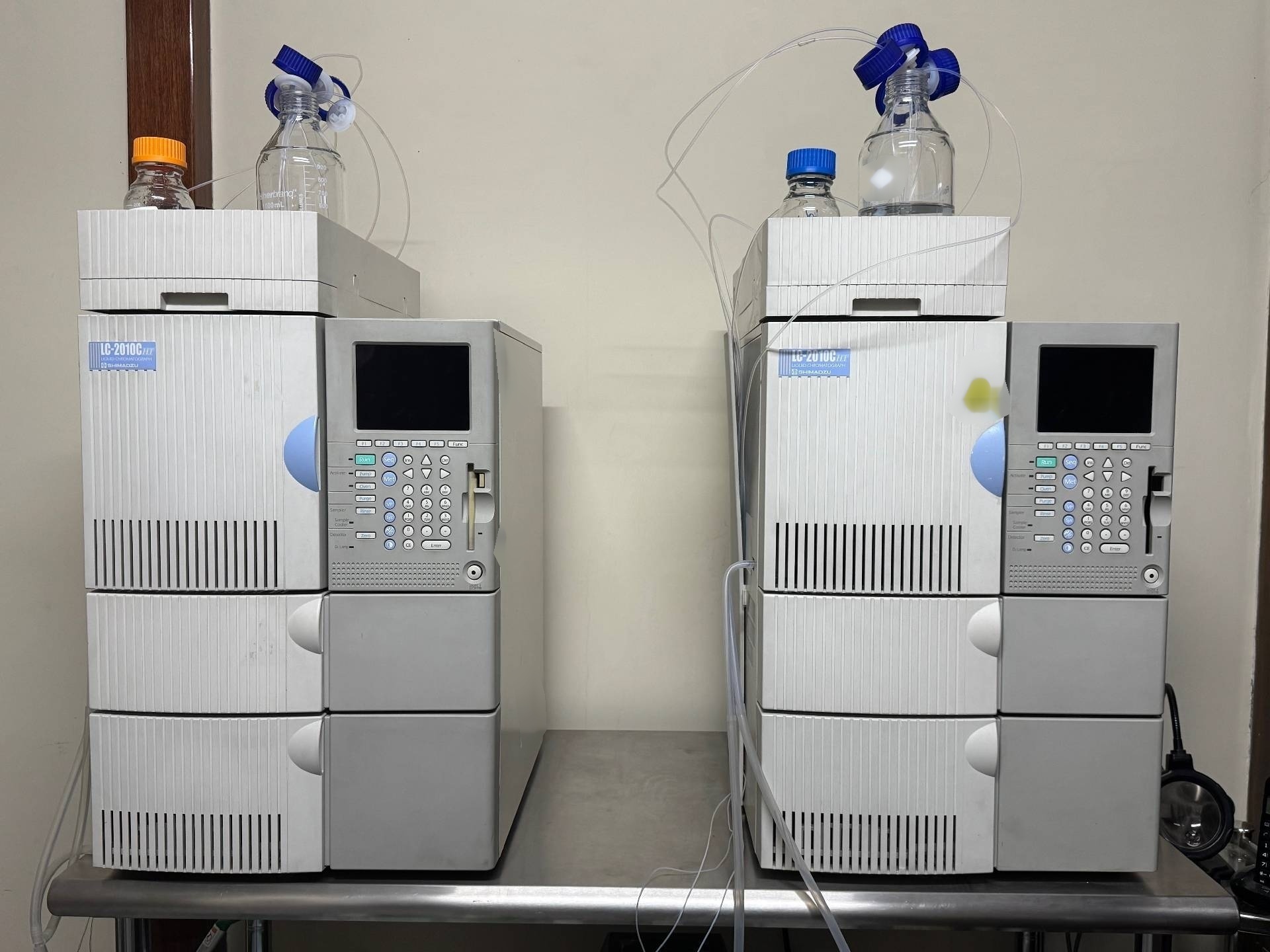 SHIMADZU LC-2010C HT Spectrometer used for sale price #293814857 > buy ...