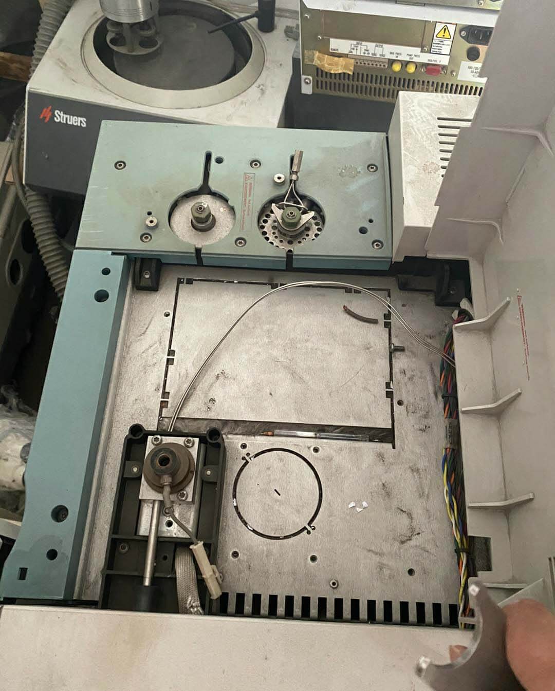 SHIMADZU LC-2030 Spectrometer used for sale price #9392661 > buy from CAE