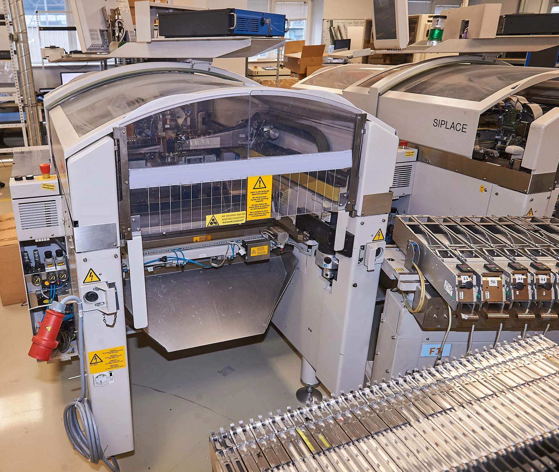 SIEMENS Siplace 80 F5 used for sale price #293759052, 2000 > buy from CAE