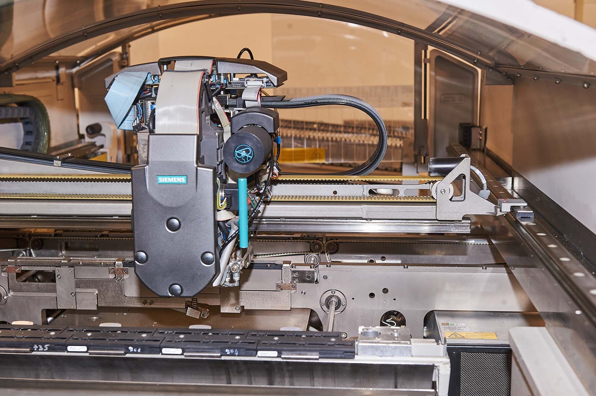 SIEMENS Siplace 80 F5 used for sale price #293759052, 2000 > buy from CAE