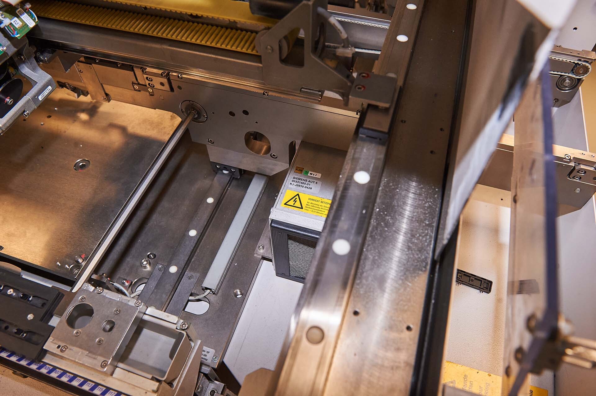 Siemens Siplace 80 F5 Used For Sale Price #293759052, 2000 > Buy From Cae