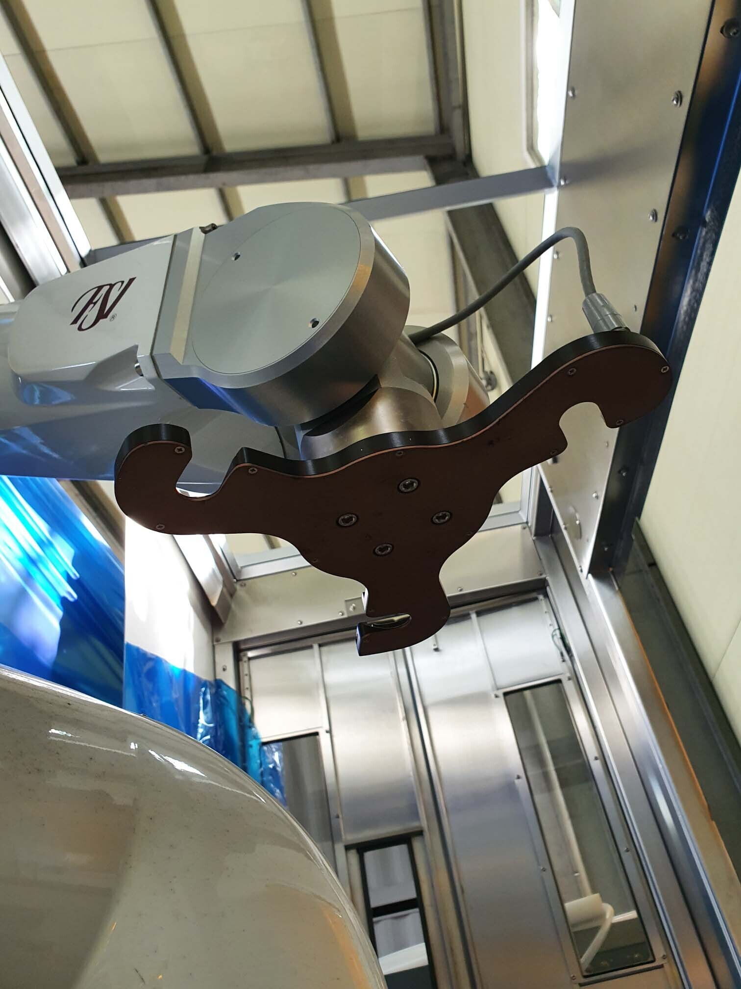 STAUBLI TX90 XLSCRfsi2 Wafer Handler used for sale price #9294303, 2009 ...