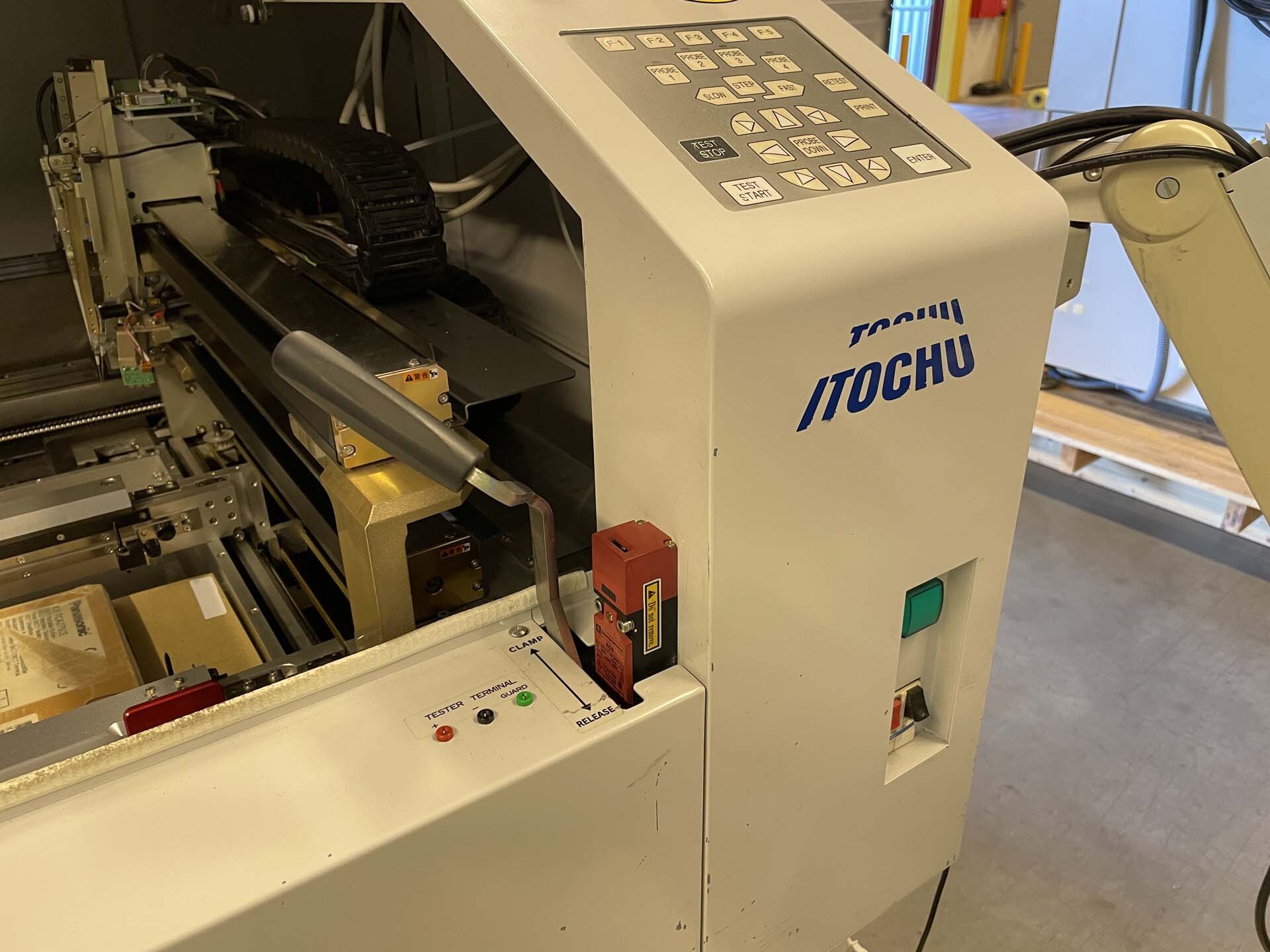 TAKAYA APT 9411CE 검사기 판매 가격 #293704510, 2007에 사용됨 > CAE에서 구매