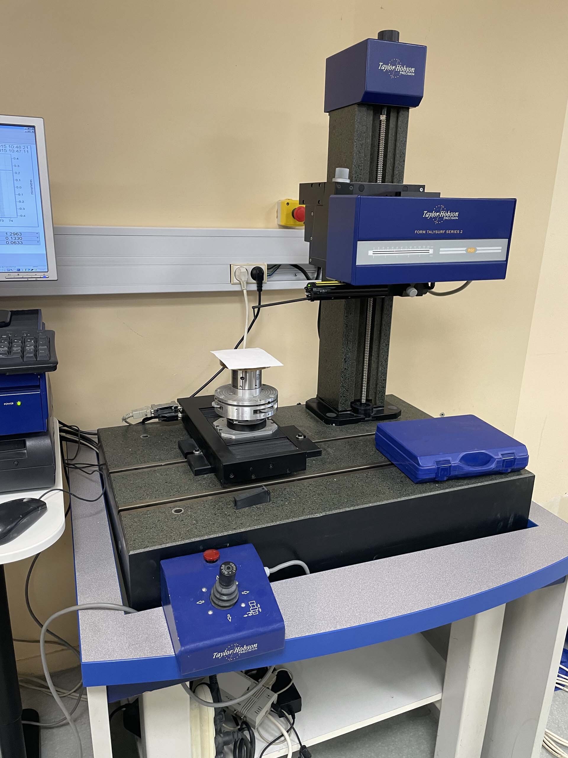 TAYLOR HOBSON Form TalySurf Series 2 Mask & Wafer Inspector used for ...