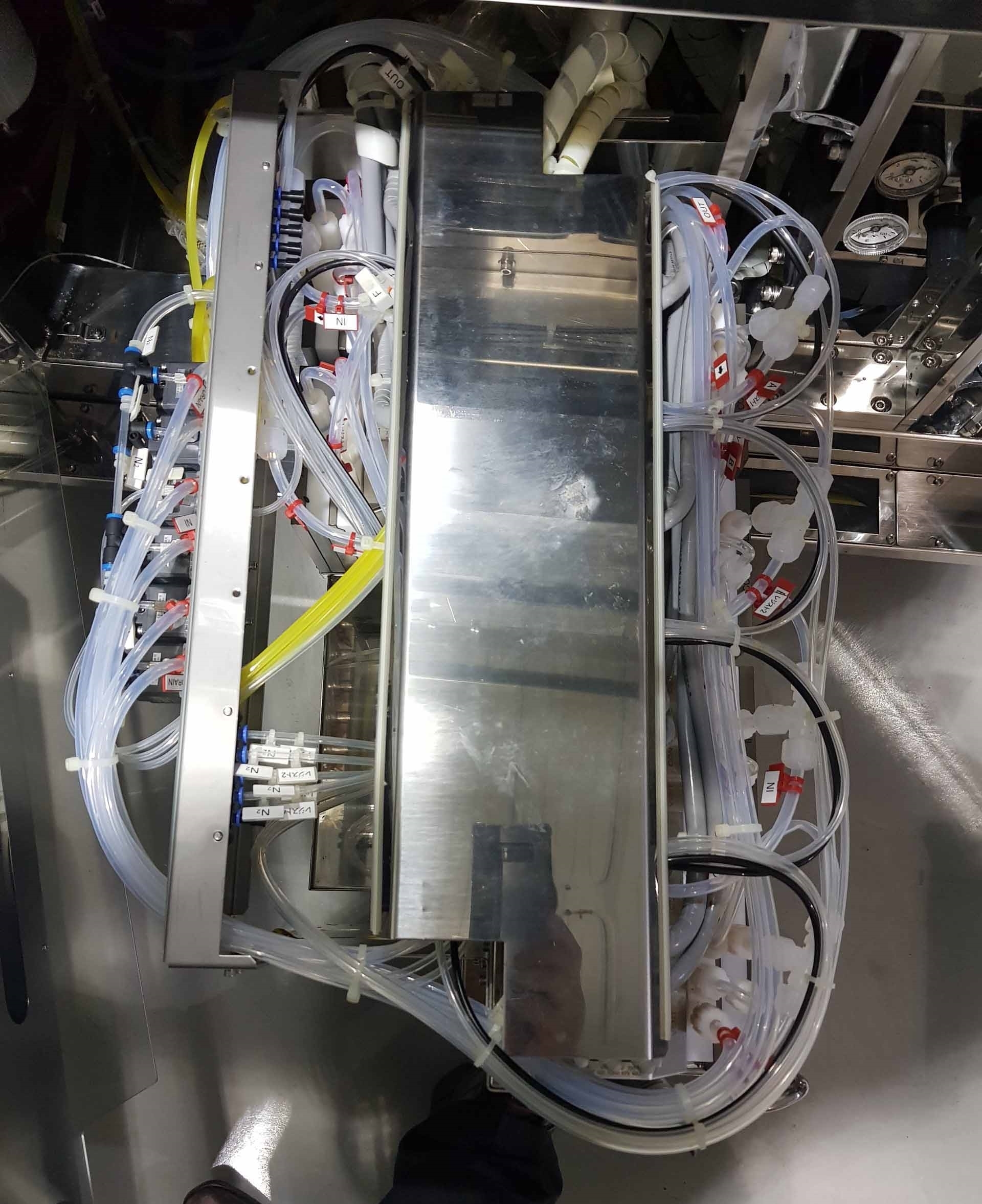 TEL / TOKYO ELECTRON Clean Track ACT 12 中古 販売用 価格 #9280162 > 購入 from CAE