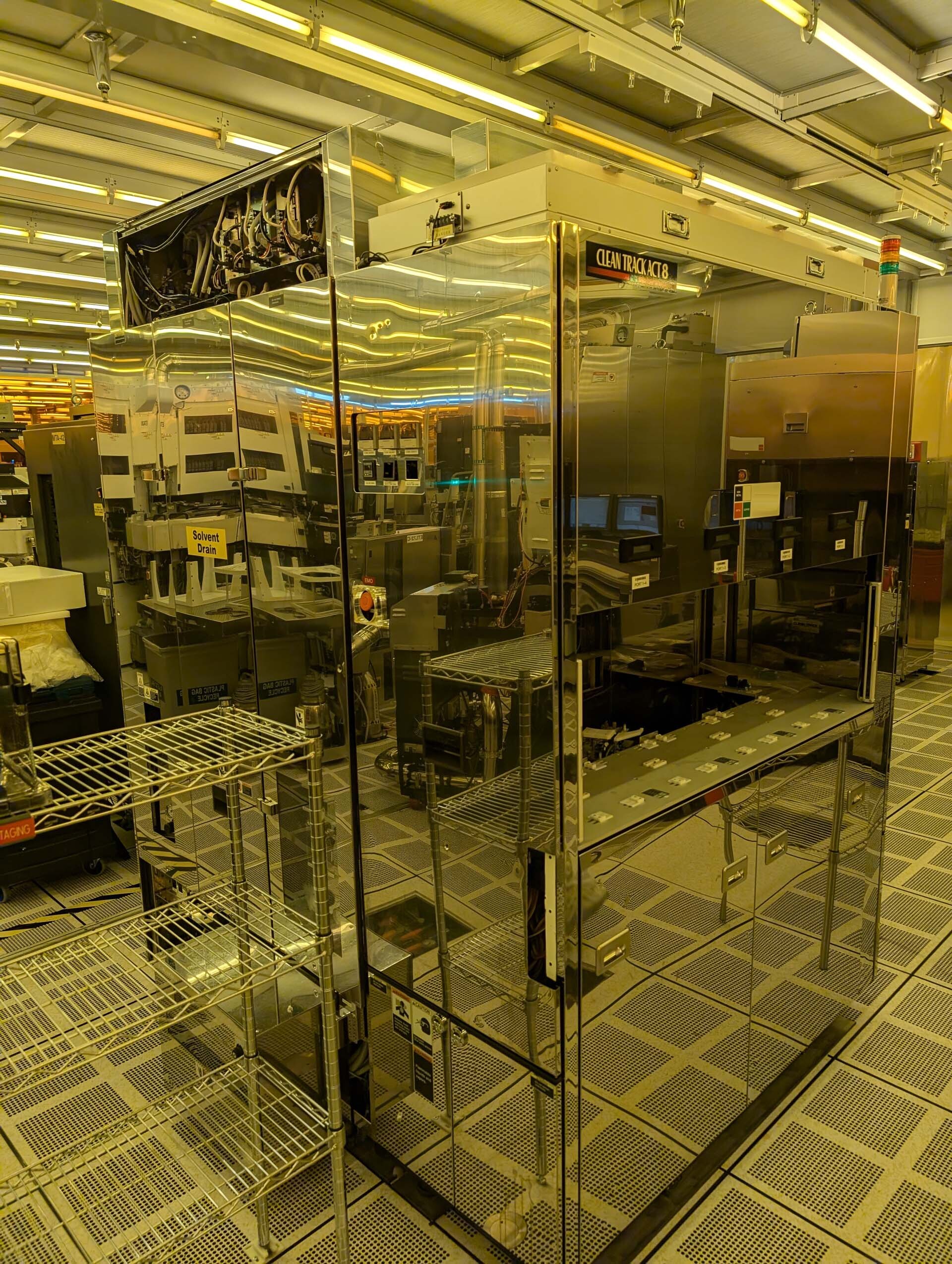 TEL / TOKYO ELECTRON Clean Track ACT 8 Photoresist used for sale price ...