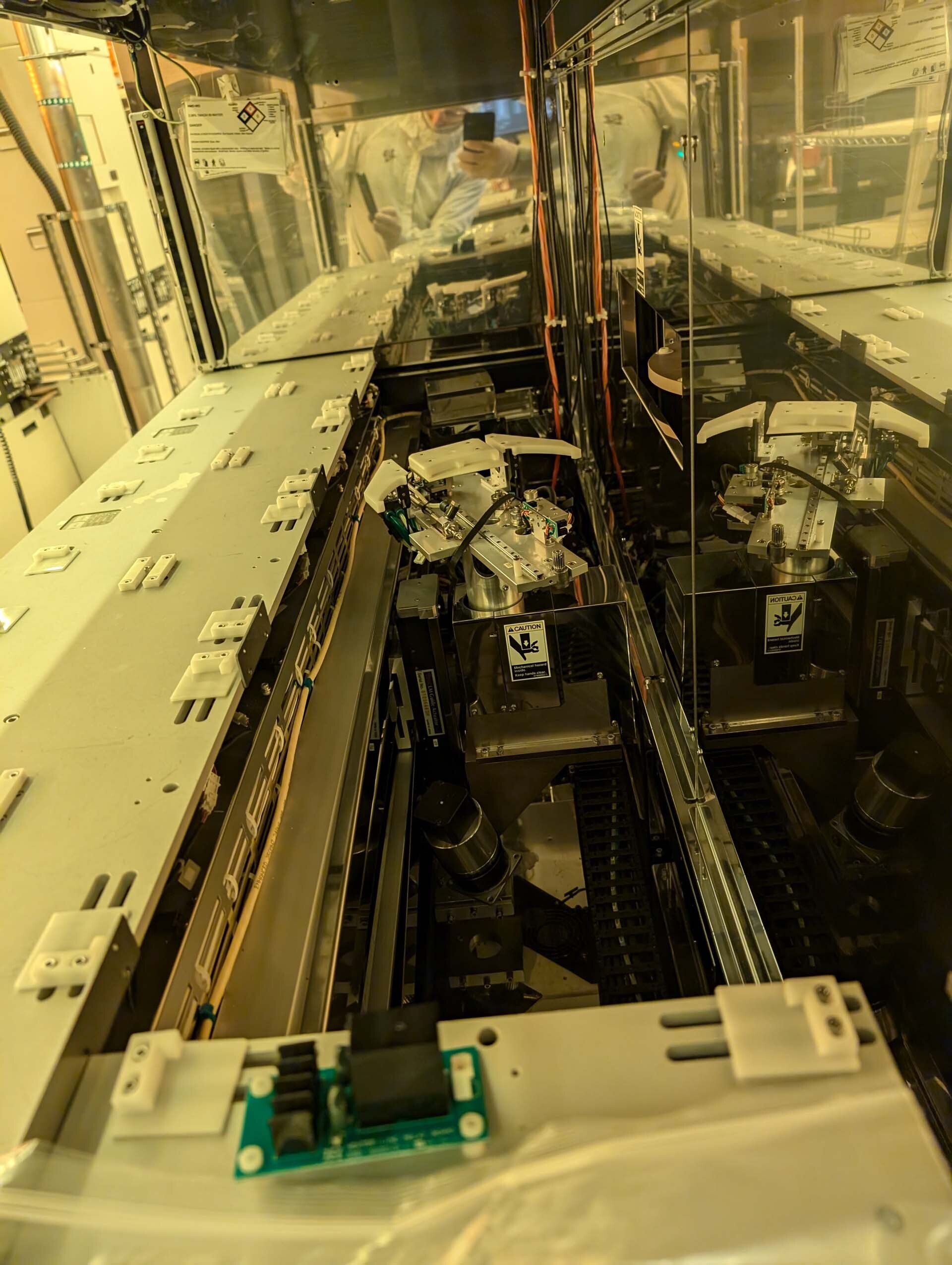 TEL / TOKYO ELECTRON Clean Track ACT 8 Photoresist used for sale price ...