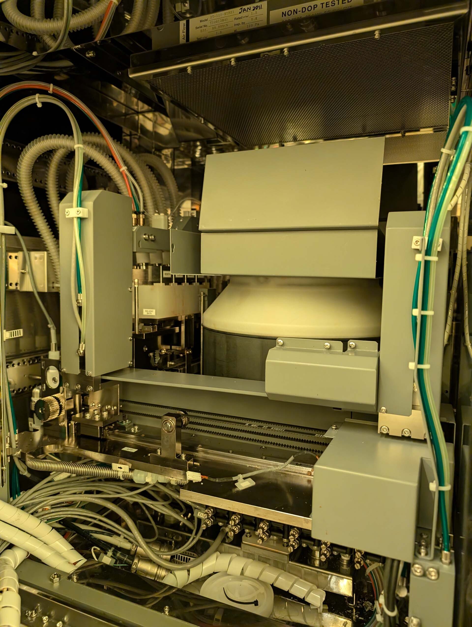 TEL / TOKYO ELECTRON Clean Track ACT 8 Photoresist used for sale price ...