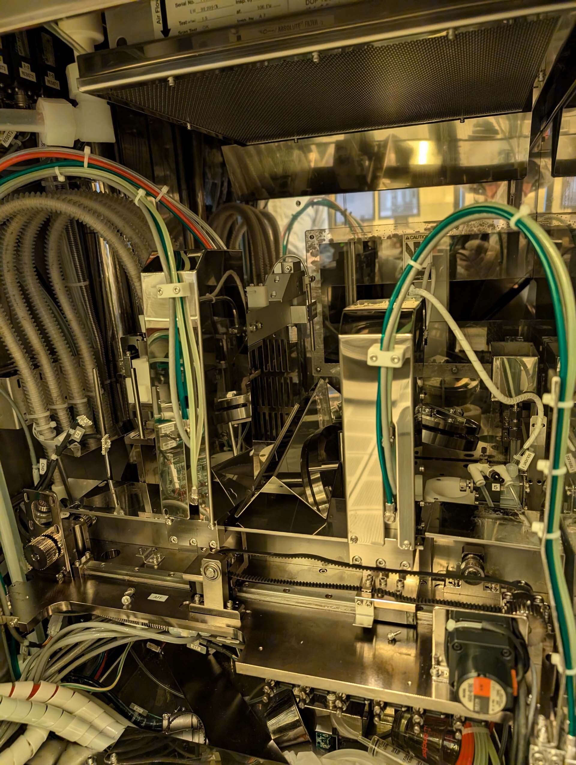 TEL / TOKYO ELECTRON Clean Track ACT 8 Photoresist used for sale price ...