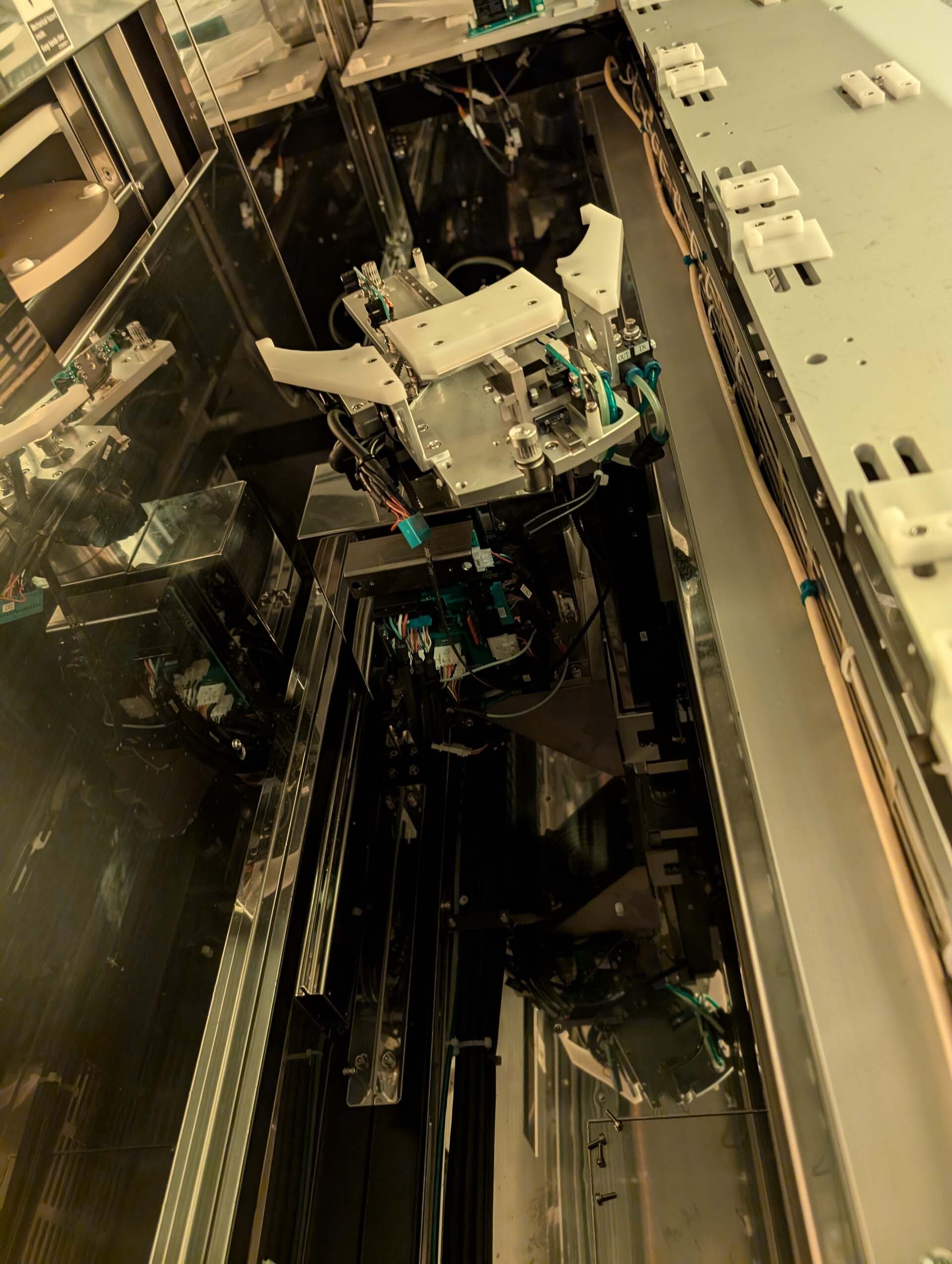 TEL / TOKYO ELECTRON Clean Track ACT 8 Photoresist used for sale price ...