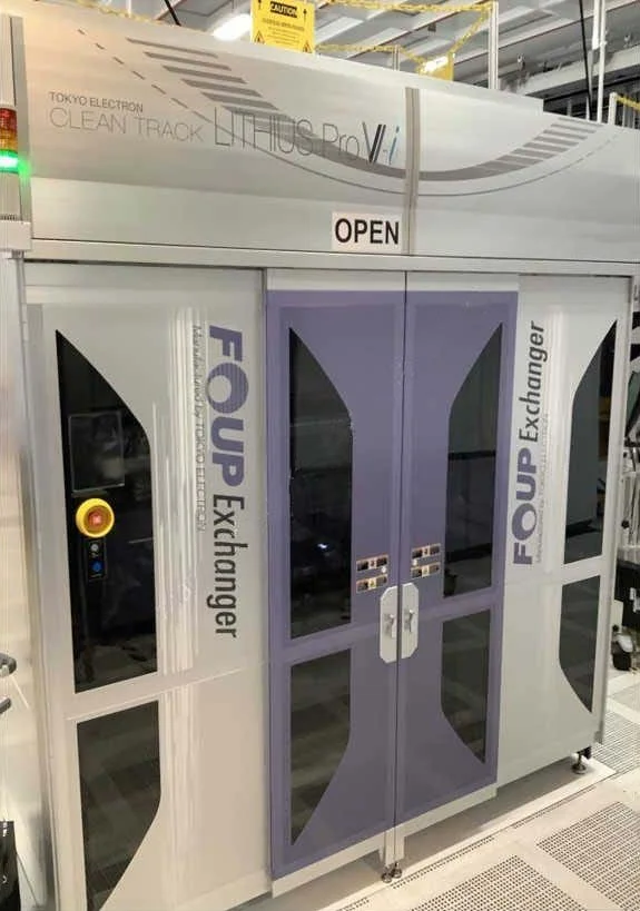 TEL / TOKYO ELECTRON Clean Track Lithius Pro V-i 포토레지스트 판매 가격 #9397199 ...