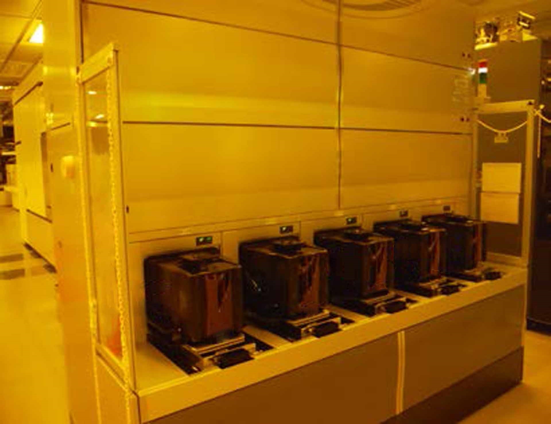 TEL / TOKYO ELECTRON Clean Track Lithius Pro 익숙한 판매용 가격 #9218786, 2007 ...