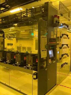 TEL / TOKYO ELECTRON Clean Track Lithius Photoresist used for sale ...