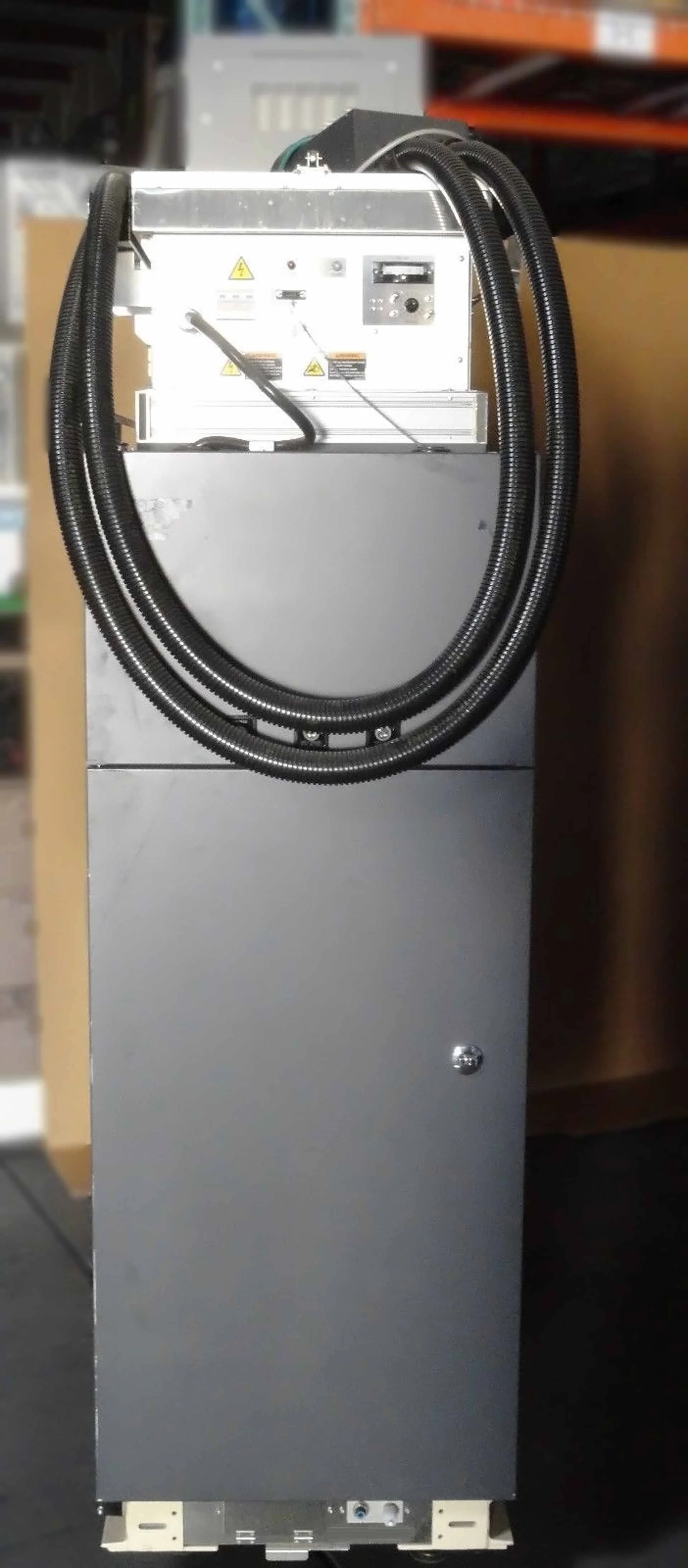 TEL / TOKYO ELECTRON Clean Track Lithius Photoresist used for sale ...