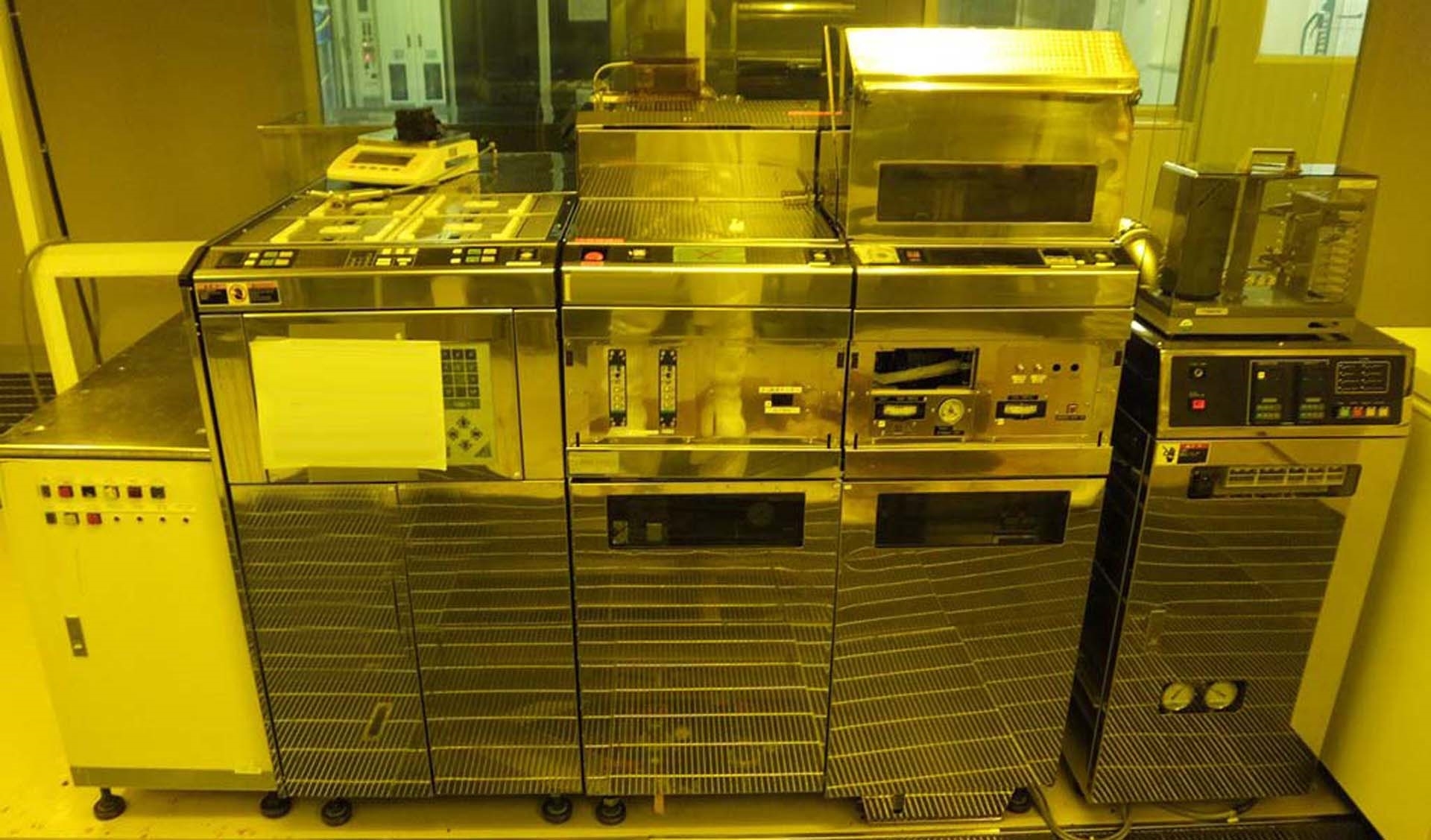 TEL / TOKYO ELECTRON Clean Track Mark 5 中古 販売用 価格 #9267602, 1990 > 購入 ...