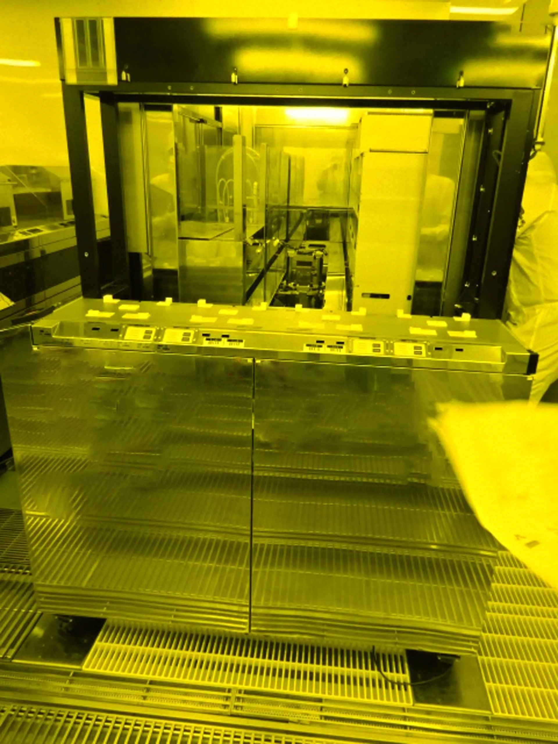 TEL / TOKYO ELECTRON Clean Track Mark 7 포토레지스트 판매 가격 #293656062에 사용됨 ...