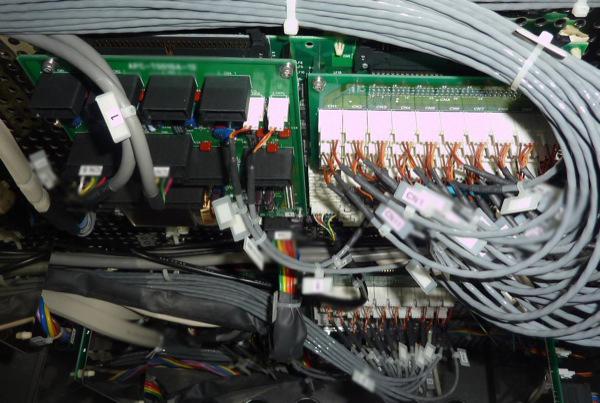 TEL / TOKYO ELECTRON Clean Track ACT 12 포토레지스트 판매 가격 #159046에 사용됨 > CAE ...