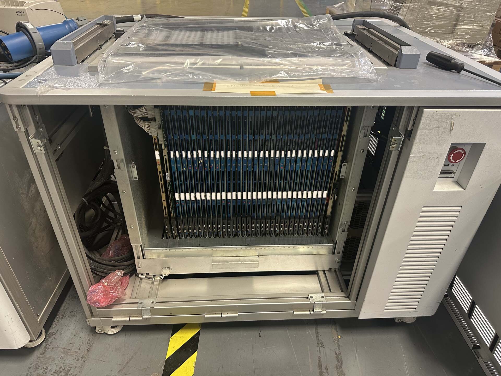 TERADYNE TestStation LX Final Testing Equipment used for sale price ...