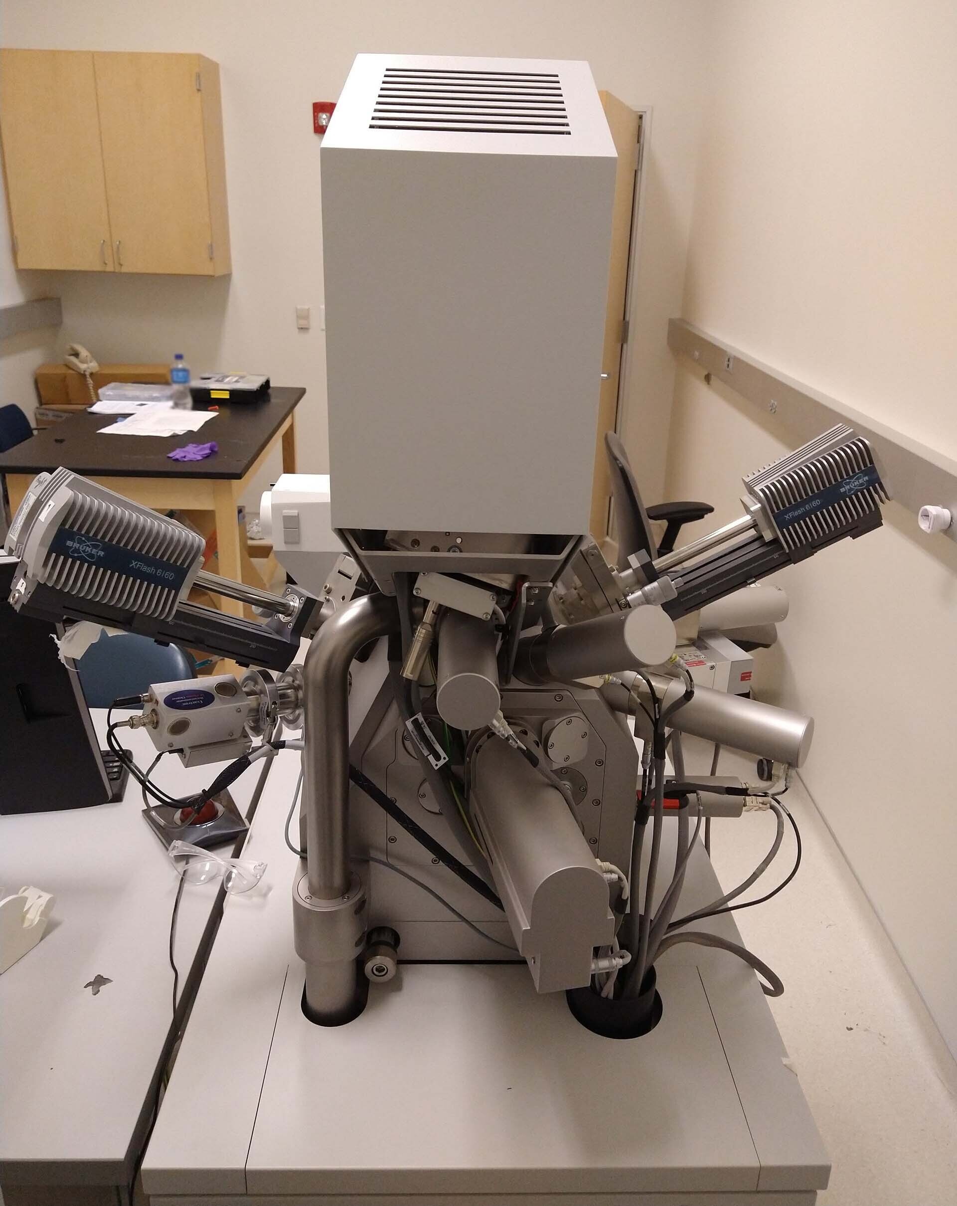 TESCAN Mira3 SEM used for sale price #9308067, 2016 > buy from CAE