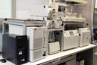 THARSFC / WATERS 3100 Spectrometer used for sale price #9119389, 2011 ...