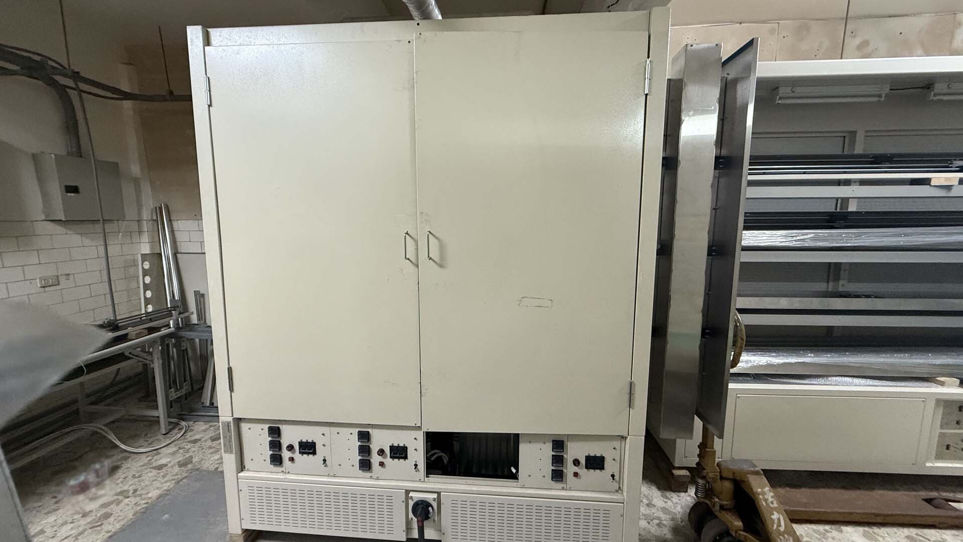 THERMCO / CMP Diffusion furnace 扩散炉 用于销售价格 #293766348 > 从 CAE 购买