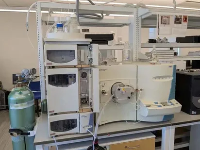 THERMO FINNIGAN LCQ Deca XP Plus Spectrometer used for sale price ...