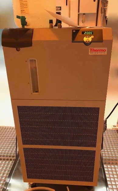 THERMO FISHER / NESLAB ThermoFlex 7500 칠러 판매 가격 #293596196에 사용됨 > CAE에서 구매