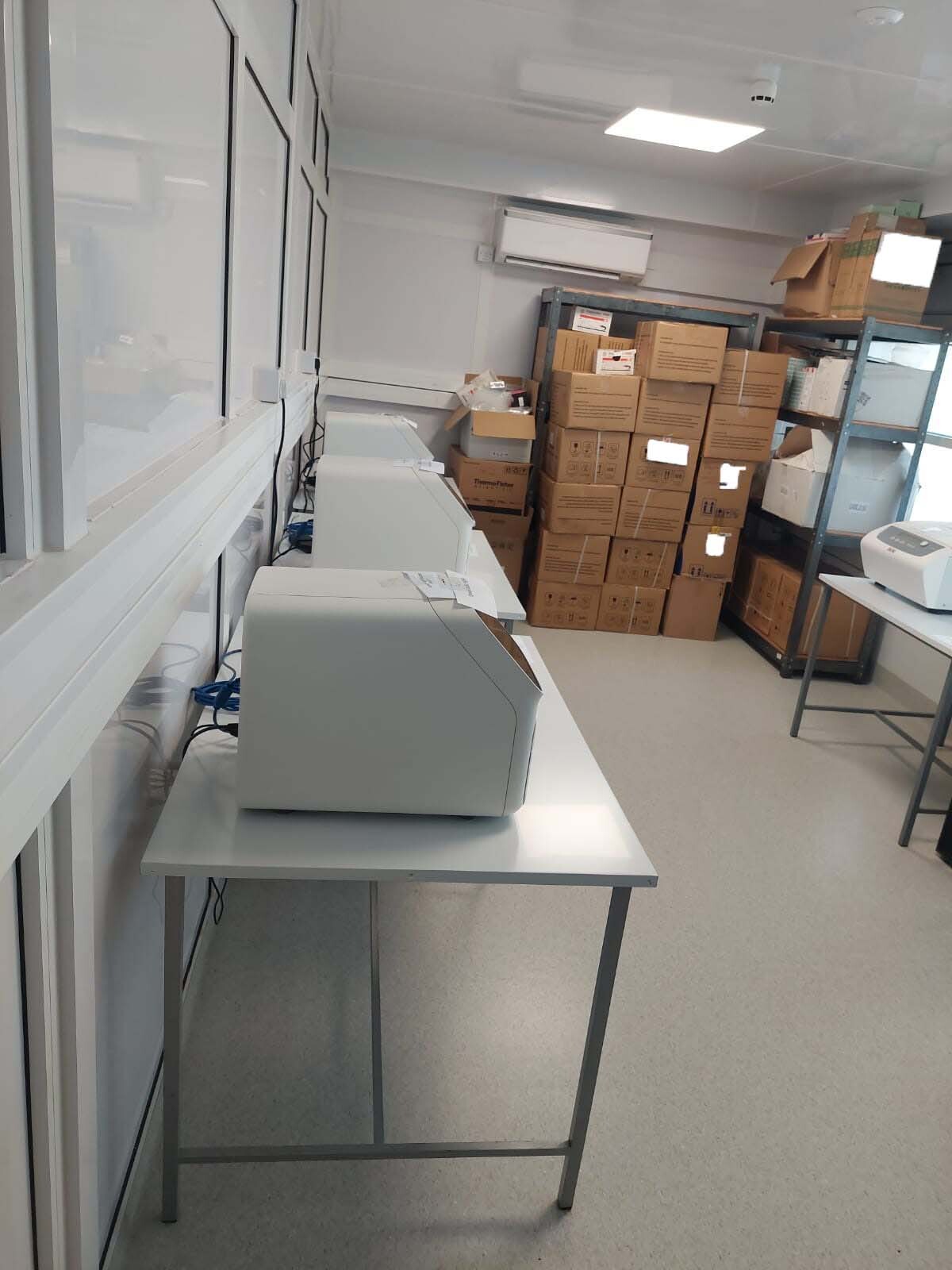 THERMO FISHER SCIENTIFIC KingFisher Flex Lab Equipment used for sale ...