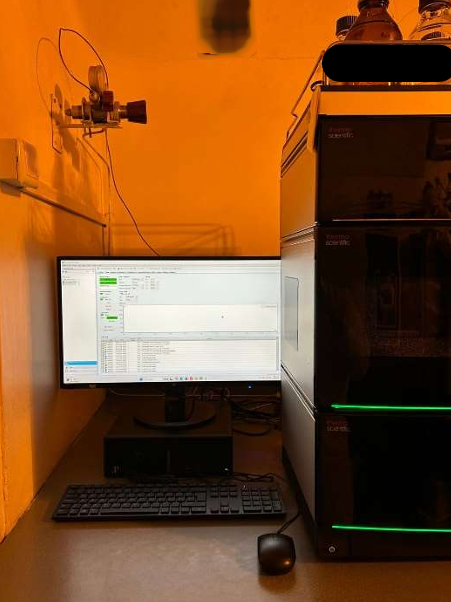 THERMO FISHER SCIENTIFIC TSQ Altis Spectrometer used for sale price ...