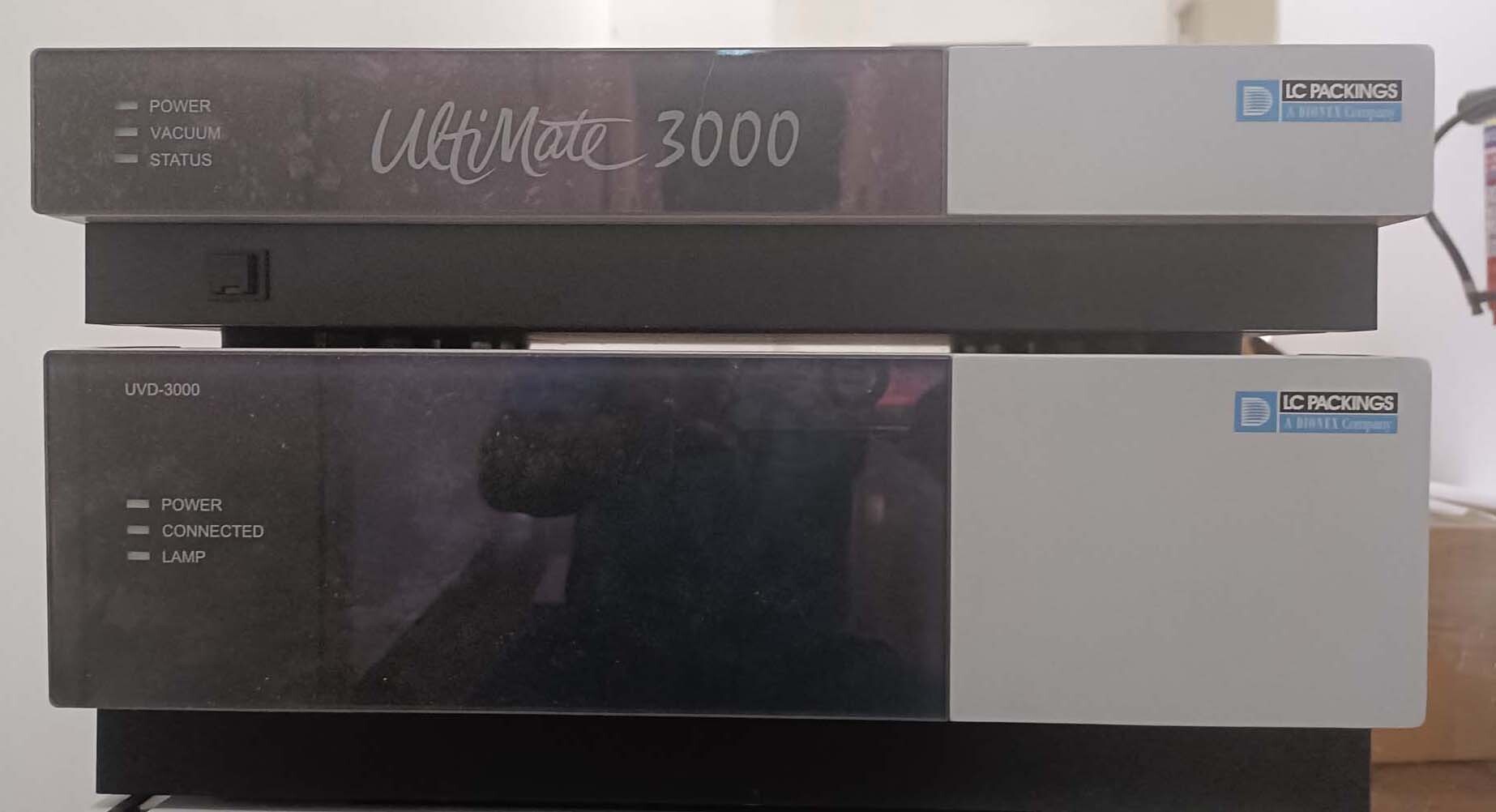 THERMO SCIENTIFIC / DIONEX Ultimate 3000 Spectrophotometer used for ...