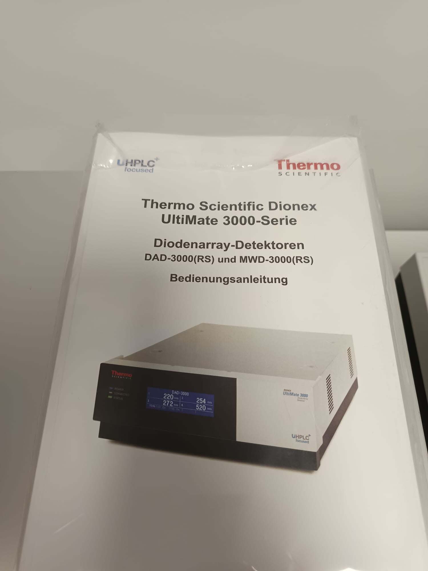 THERMO SCIENTIFIC / DIONEX Ultimate 3000 Spectrophotometer used for ...