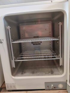 THERMO SCIENTIFIC / HERAEUS / KENDRO UT6P Oven / Furnace used for sale ...