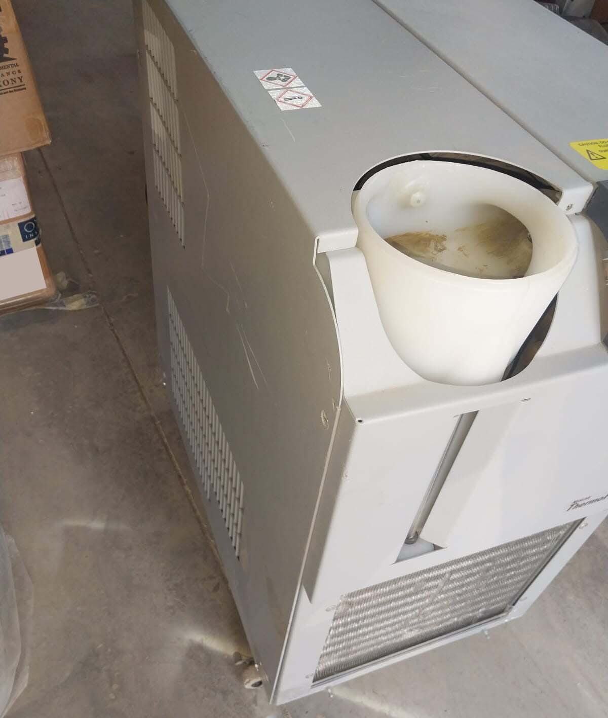 THERMO SCIENTIFIC NESLAB ThermoFlex 900 칠러 판매 가격 #293778599에 사용됨 > CAE에서 구매