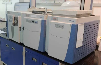 THERMO SCIENTIFIC Trace 1300 / TSQ 9000 Spectrometer used for sale ...