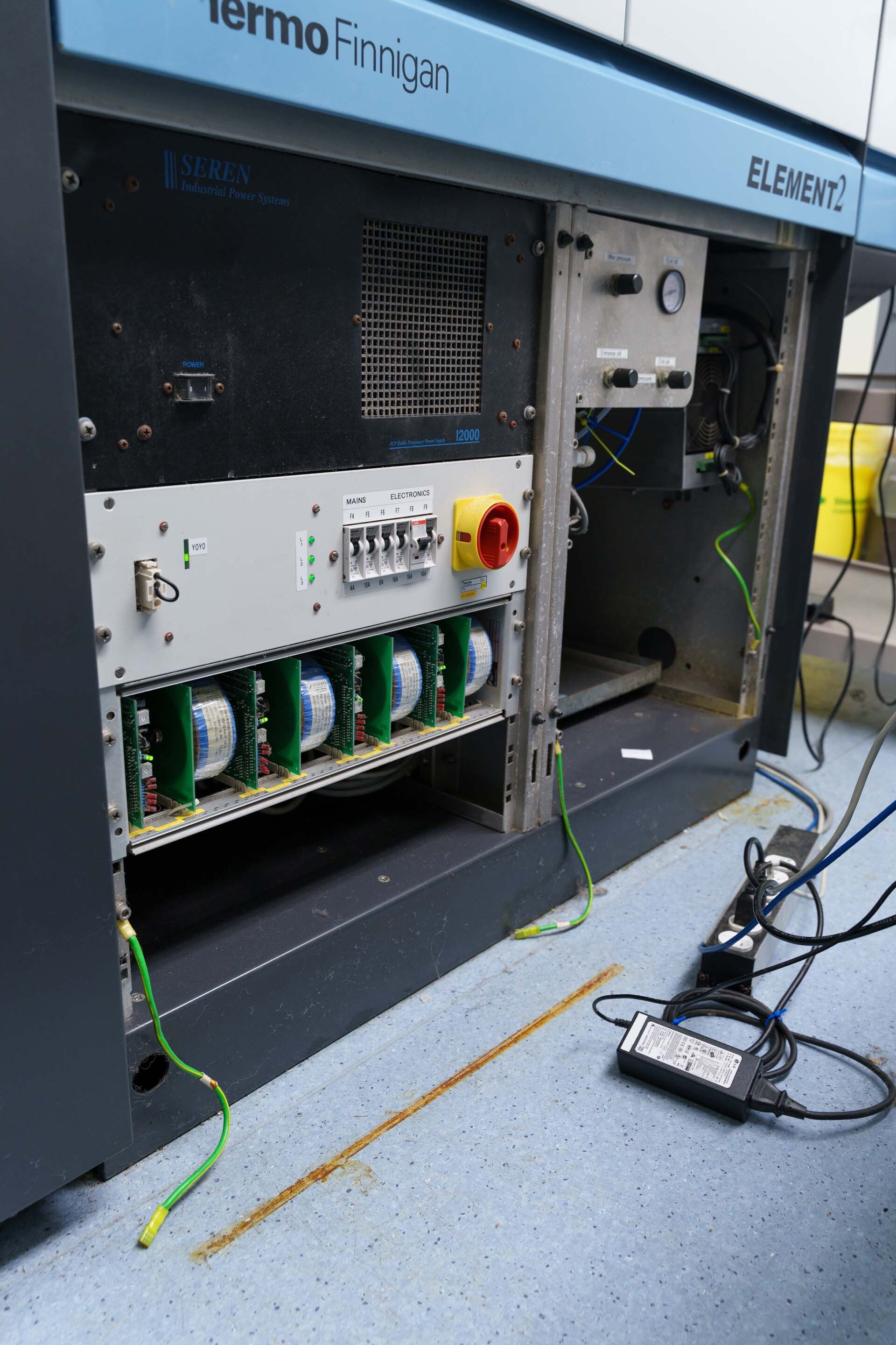 THERMO SCIENTIFIC Element 2 Spectrometer used for sale price #293659282 ...